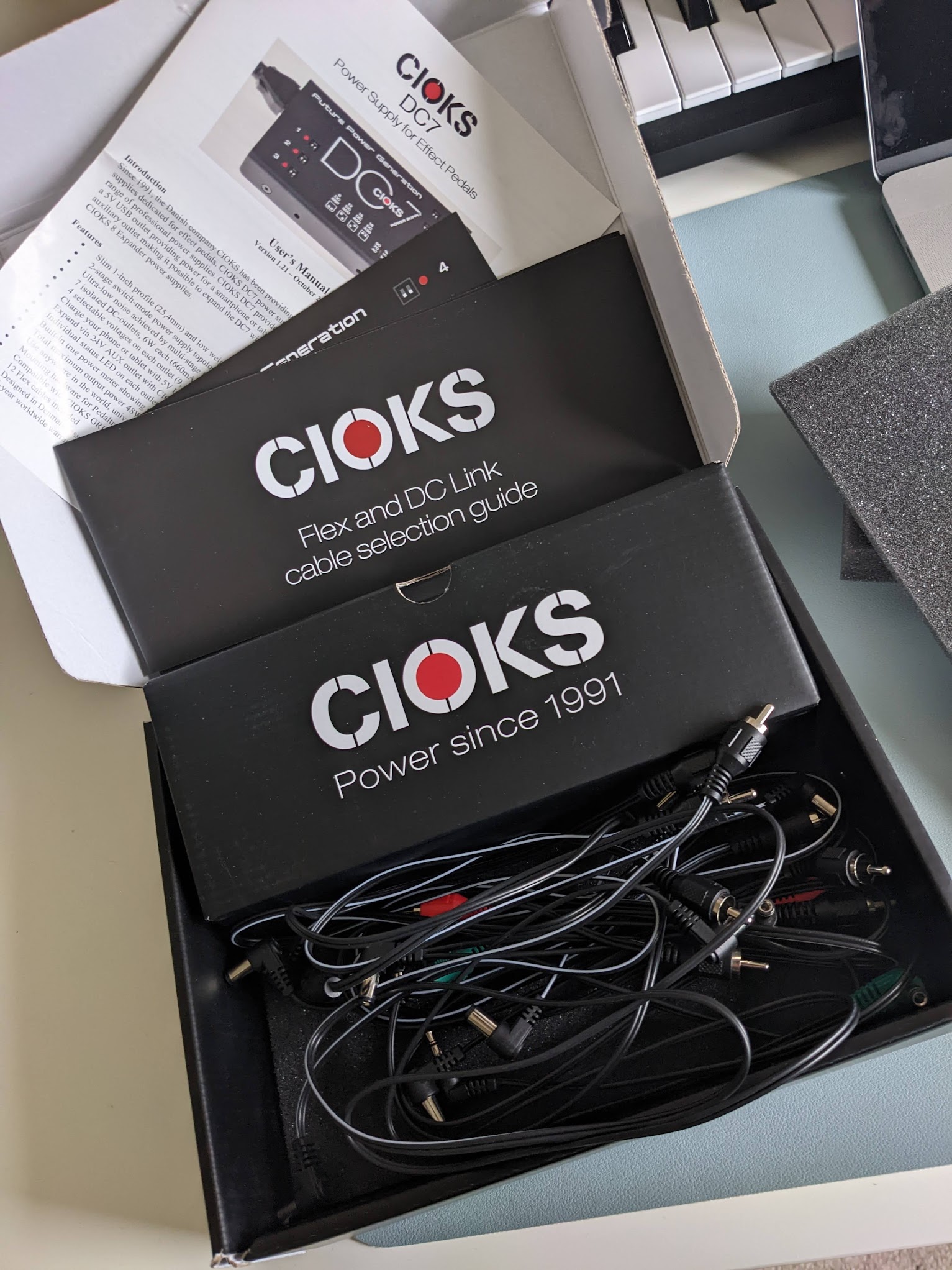 SOLD: El Cap v2, Cali76 CD black, Julia v2, Boss BD-2W, Sandare, Zola & Gilamondo - FX ...